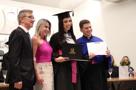 CRCSP - CRCSP ENTREGA DIPLOMA DE MÉRITO CONTÁBIL A FORMANDOS DE ...