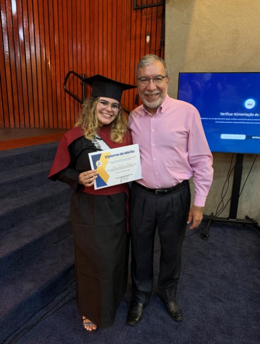 CRCSP - CRCSP ENTREGA DIPLOMA DE MÉRITO CONTÁBIL A FORMANDOS DE ...